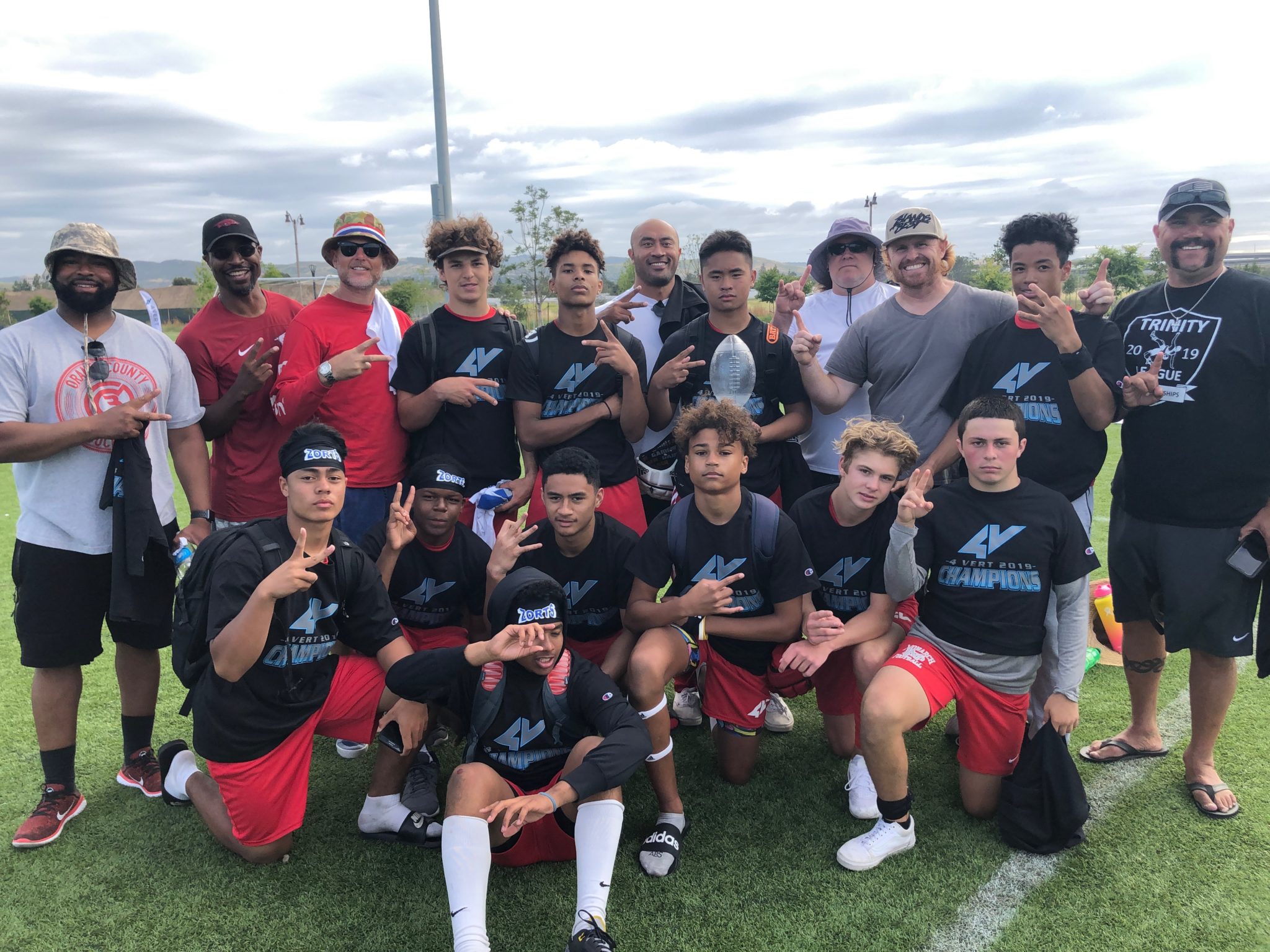 Champions - 4 Vertical Football